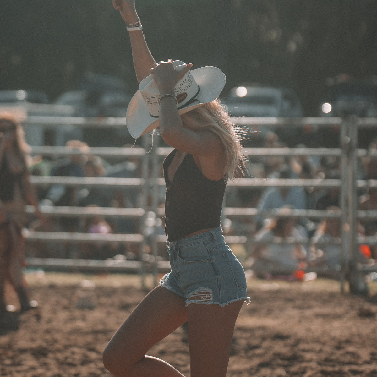 Country to the Coast Night – Cowgirl Surf Club